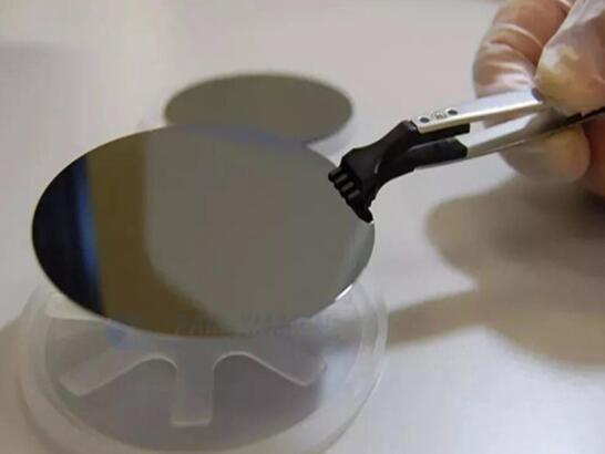 LED Epi Wafer on Al2O3 Substrate with InGaN / GaN Active Area